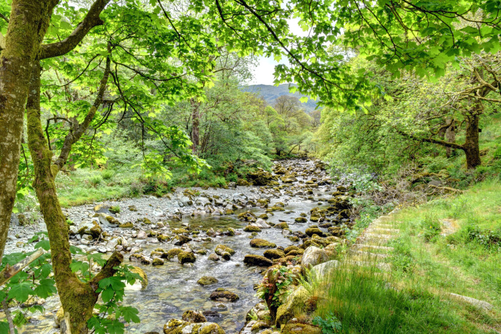 Hostelling While Roaming the Shires of England and Wales